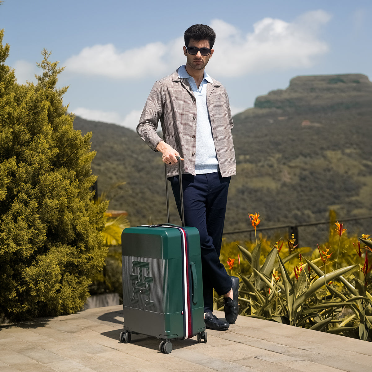 Tommy Hilfiger Patrick Hard Luggage – BAGLINE